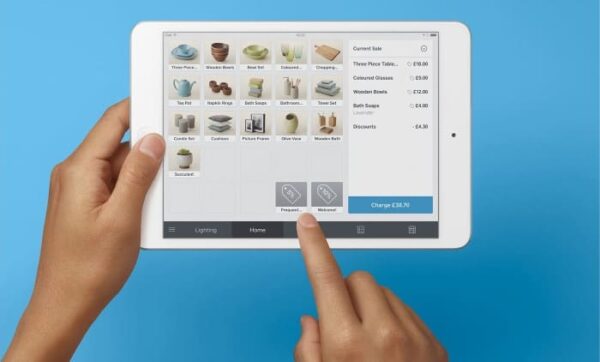 11 Best Card Machines For UK Small Business From £19